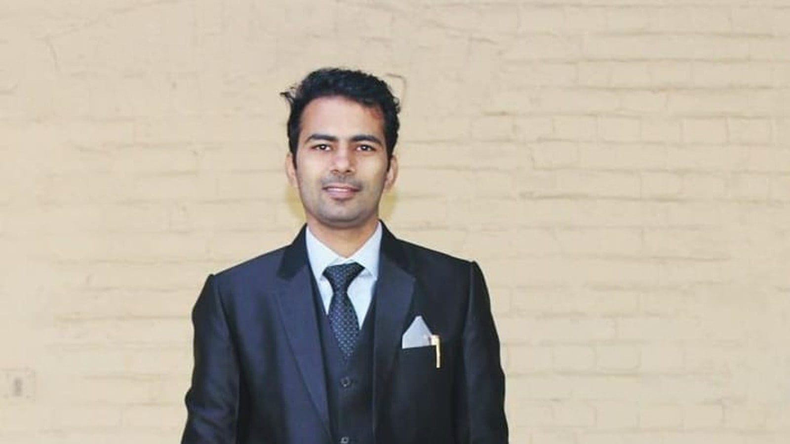 Success Story: IFS Parveen Kaswan was an Aerospace Engineer, Struggled ...