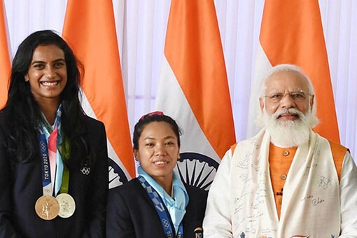 Over 1,000 Gifts Received by PM Including Those from CWG Medal Winners ...