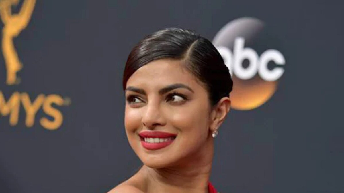 From Priyanka Chopra To Scarlett Johansson, List Of Most Popular Female ...