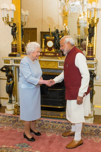 IN PICS: From Modi, Xi to Putin: Queen Elizabeth II with World Leaders ...