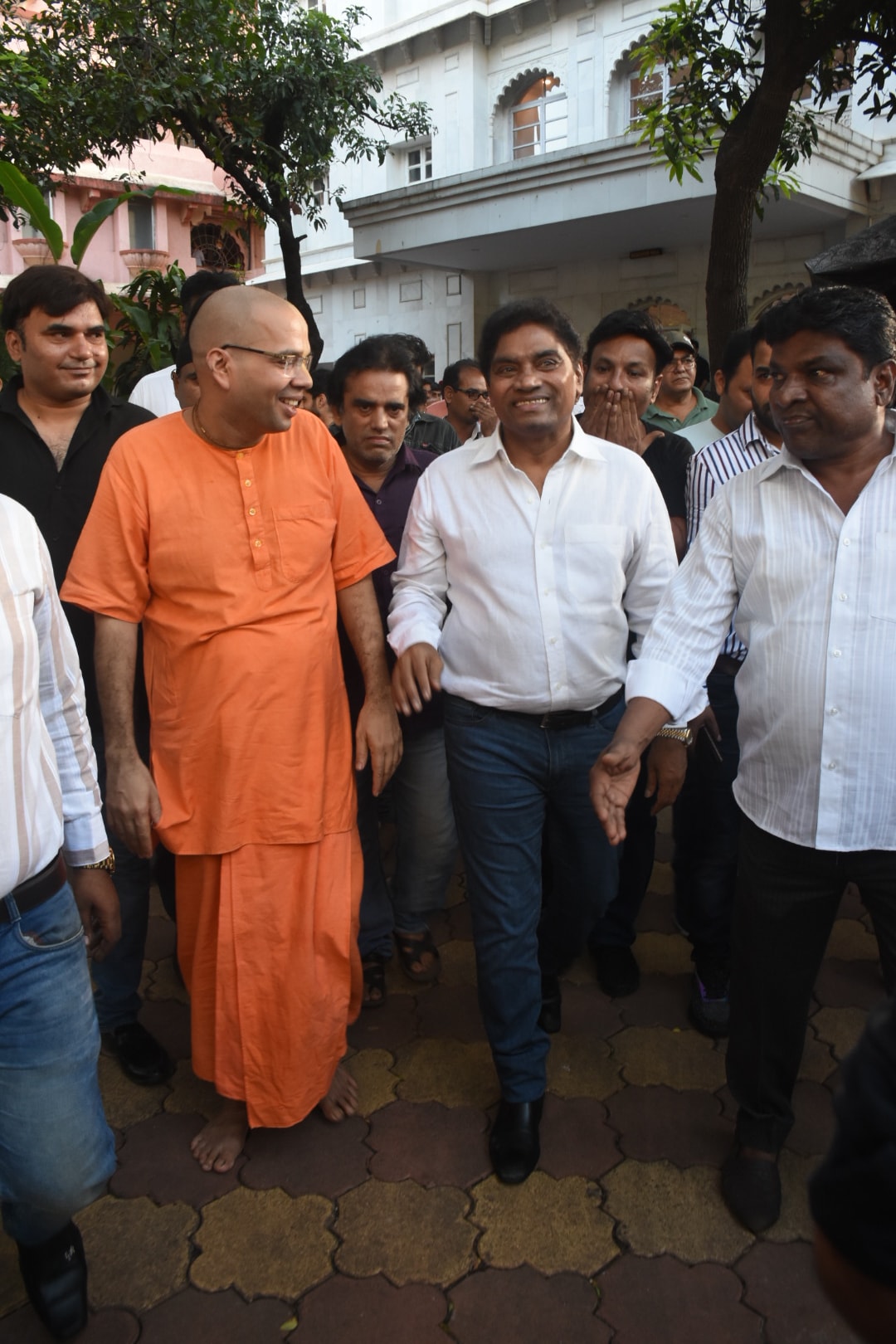 Raju Srivastav Prayer Meet: Late Comedian's Family Joined By Kapil ...