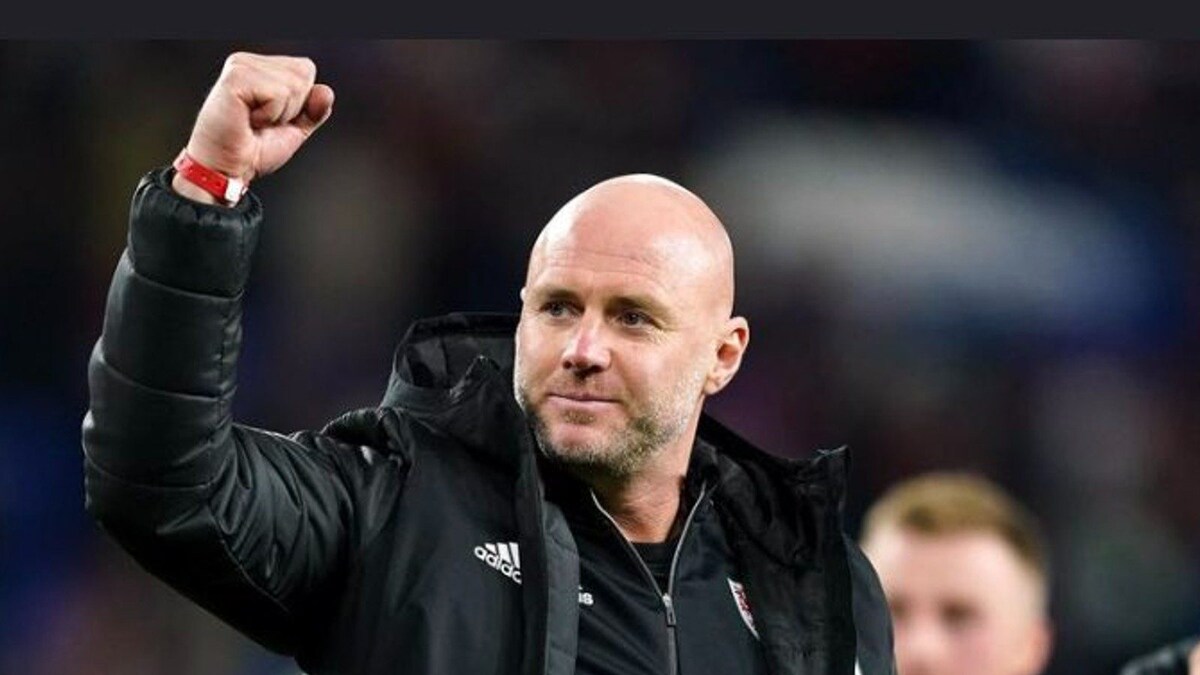 Wales Manager Robert Page Signs New Deal Ahead of FIFA World Cup Qatar ...