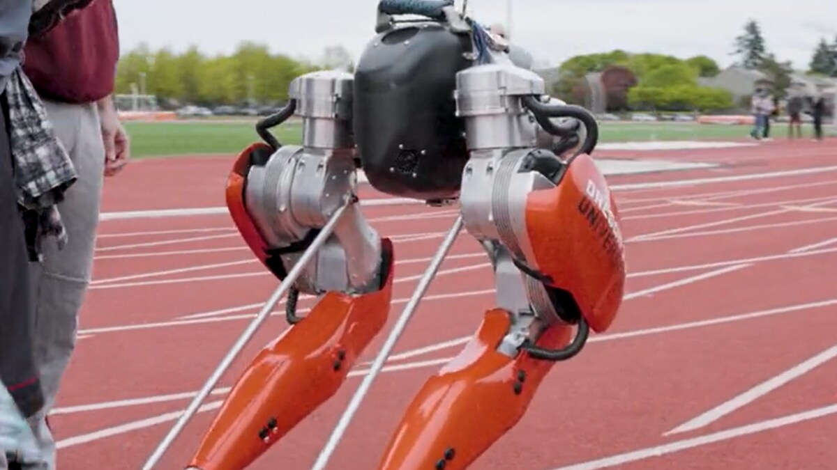 US University's Robot Sets World Record With a 100-meter Dash in 24.73 ...