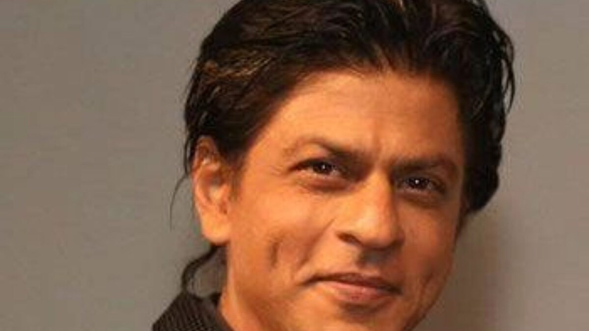 Shah Rukh Khan Birthday: Fans Fly Down from Different Parts of the ...