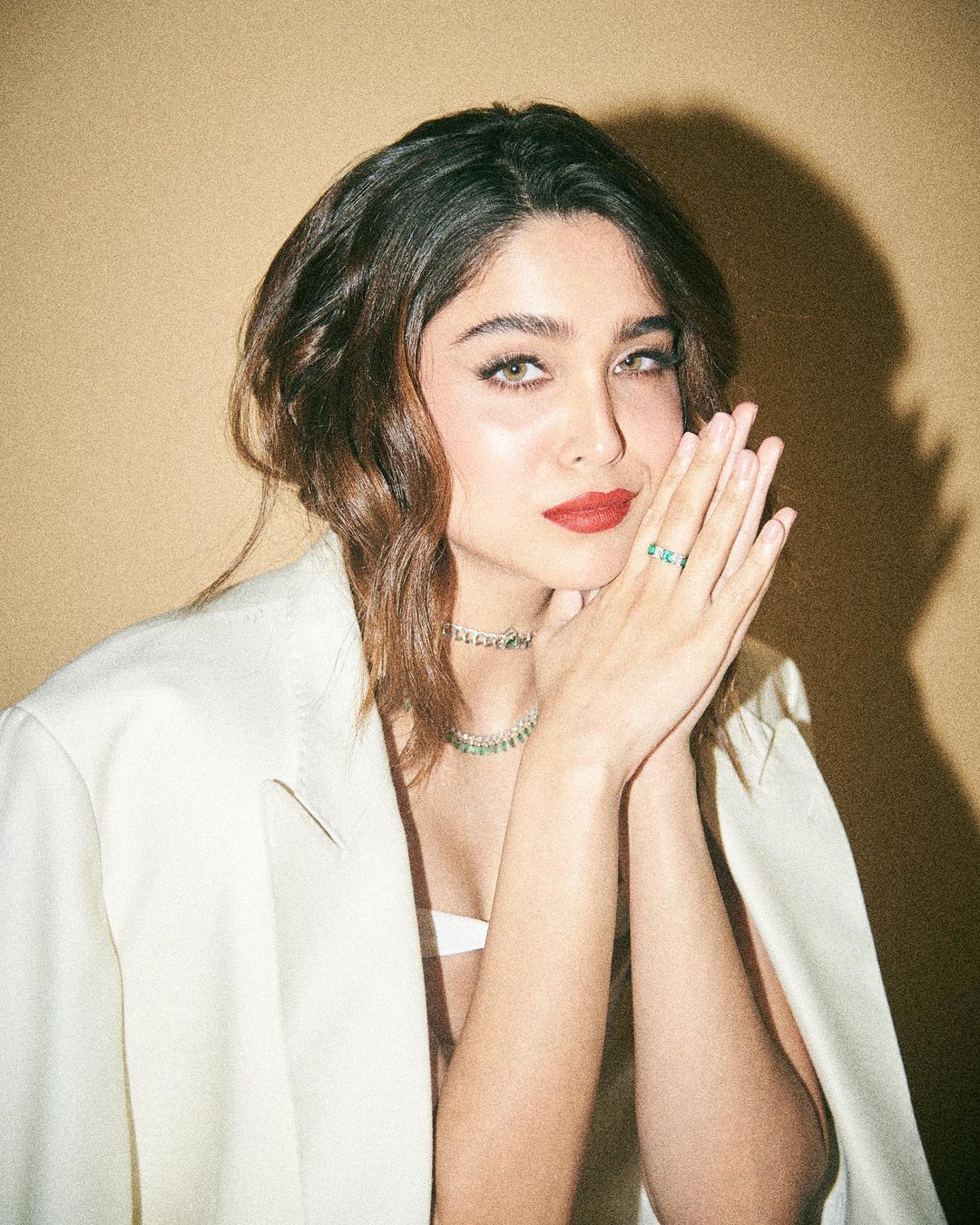 Sharvari Wagh Raises Temperature In White Corset Top And Skirt, Check ...