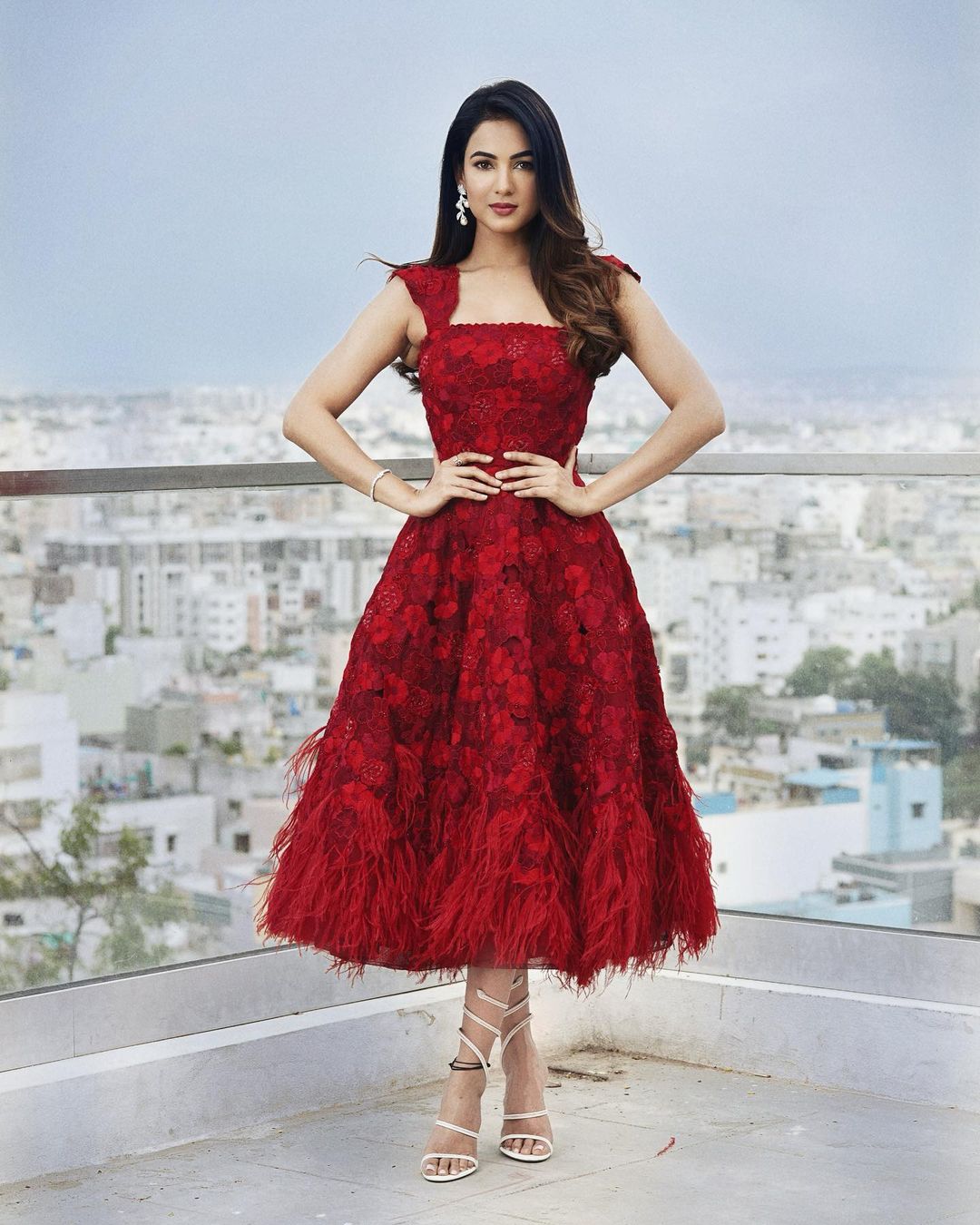 Sonal Chauhan Looks Dreamy In Figure-hugging Yellow Ruched Dress, See ...
