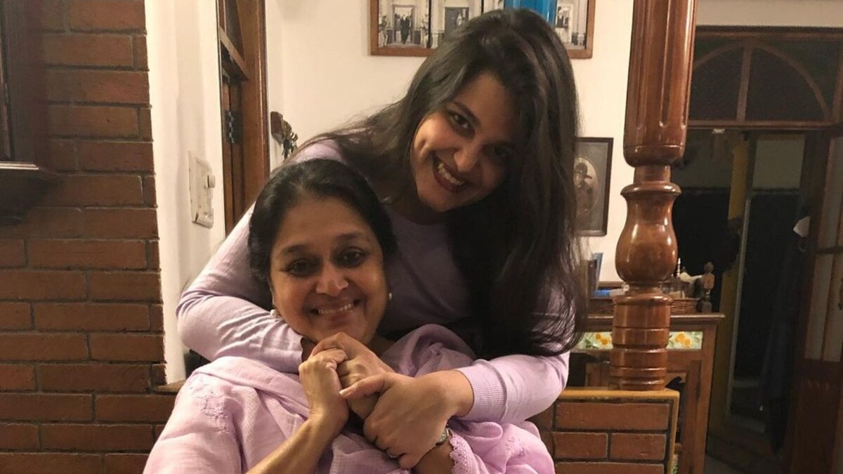 Supriya Pathak's Daughter Recalls 'Insane Pressure' She Felt In School ...