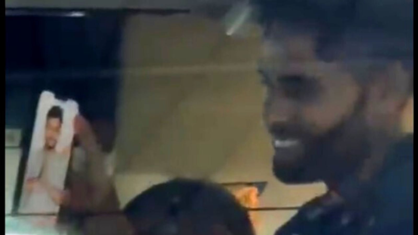 IND v SL: Suryakumar Yadav's Gesture Bowls Over Local Fans After They ...