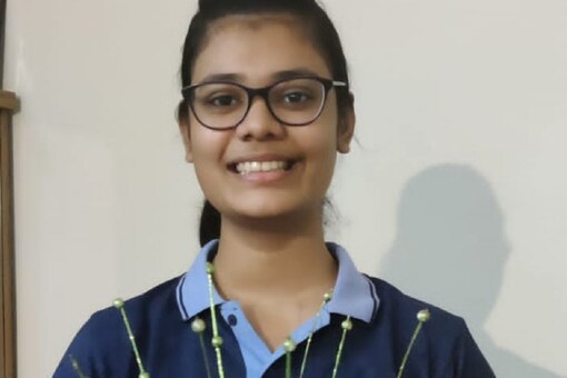 JEE Advanced Female Topper Tanishka Kabra Says Create Your Own ...