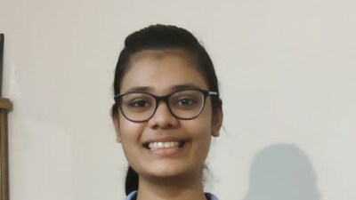JEE Advanced Female Topper Tanishka Kabra Says Create Your Own ...
