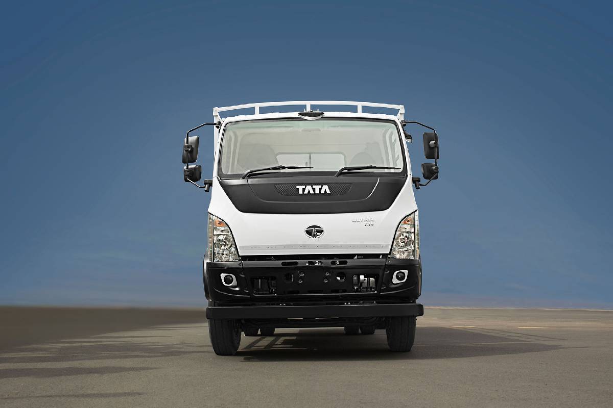 Tata Motors Commercial Truck Range in Pics: See Design, Features, and ...