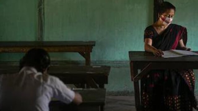Teacher's Day 2022: Desi Twitter Shows Appreciation to Gurus With Memes ...