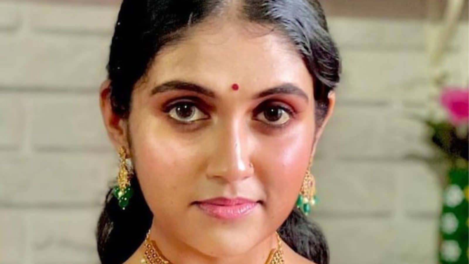For Sairat Actress Rinku Rajguru, Purple Is The New Black | Movies News ...