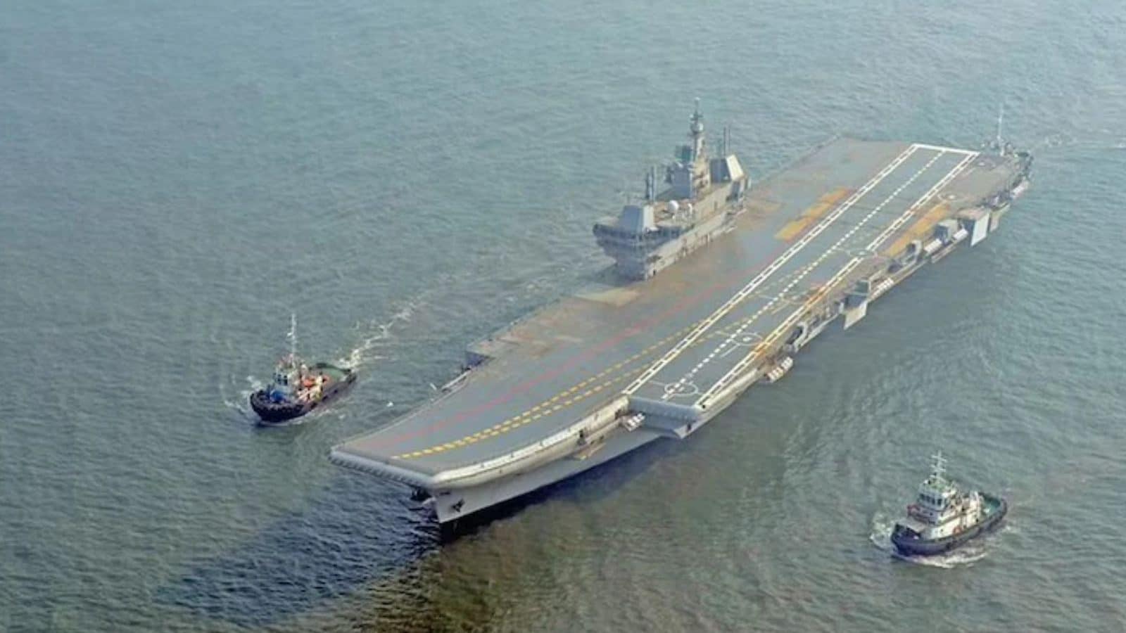 INS Vikrant 'City on Move' With 2 'Olympic Pools', Full Hosp, Machines ...