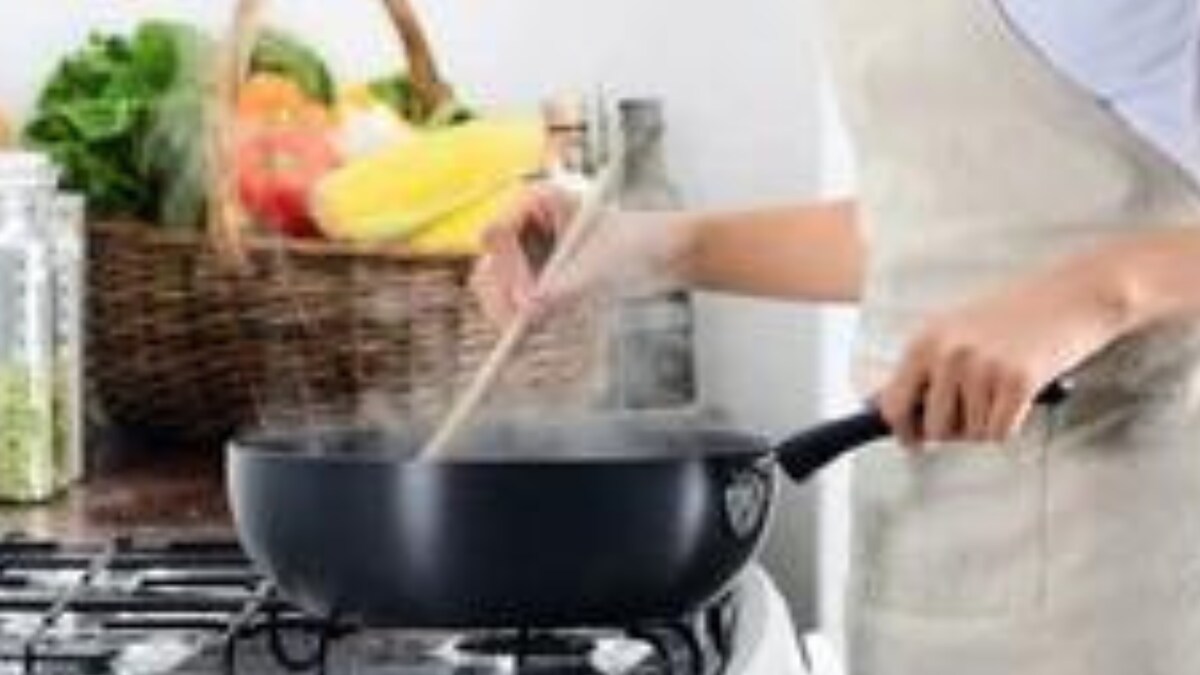 5 Easy And Quick Remedies To Save Cooking Disasters - News18