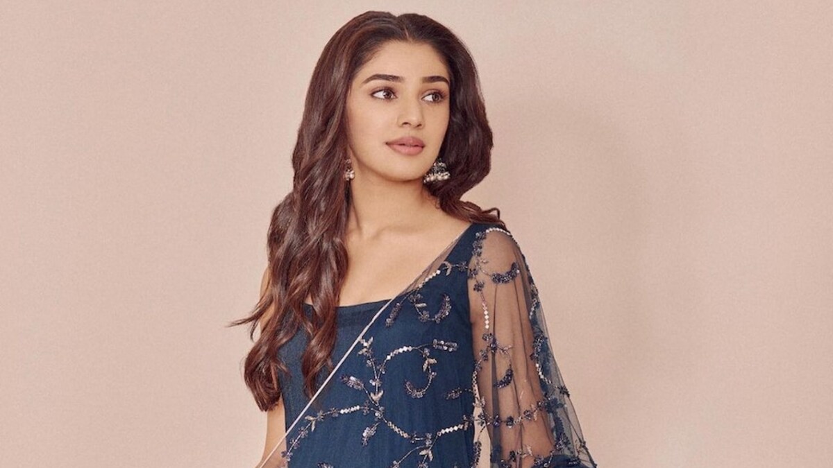 This Festive Season, Let Kirthy Shetty Be Your Fashion Inspiration - News18