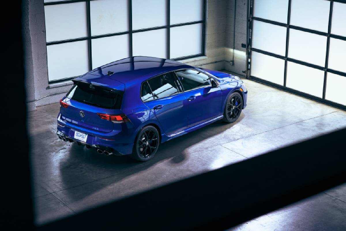 Volkswagen Golf R 20th Anniversary Edition in Pics: See Design ...