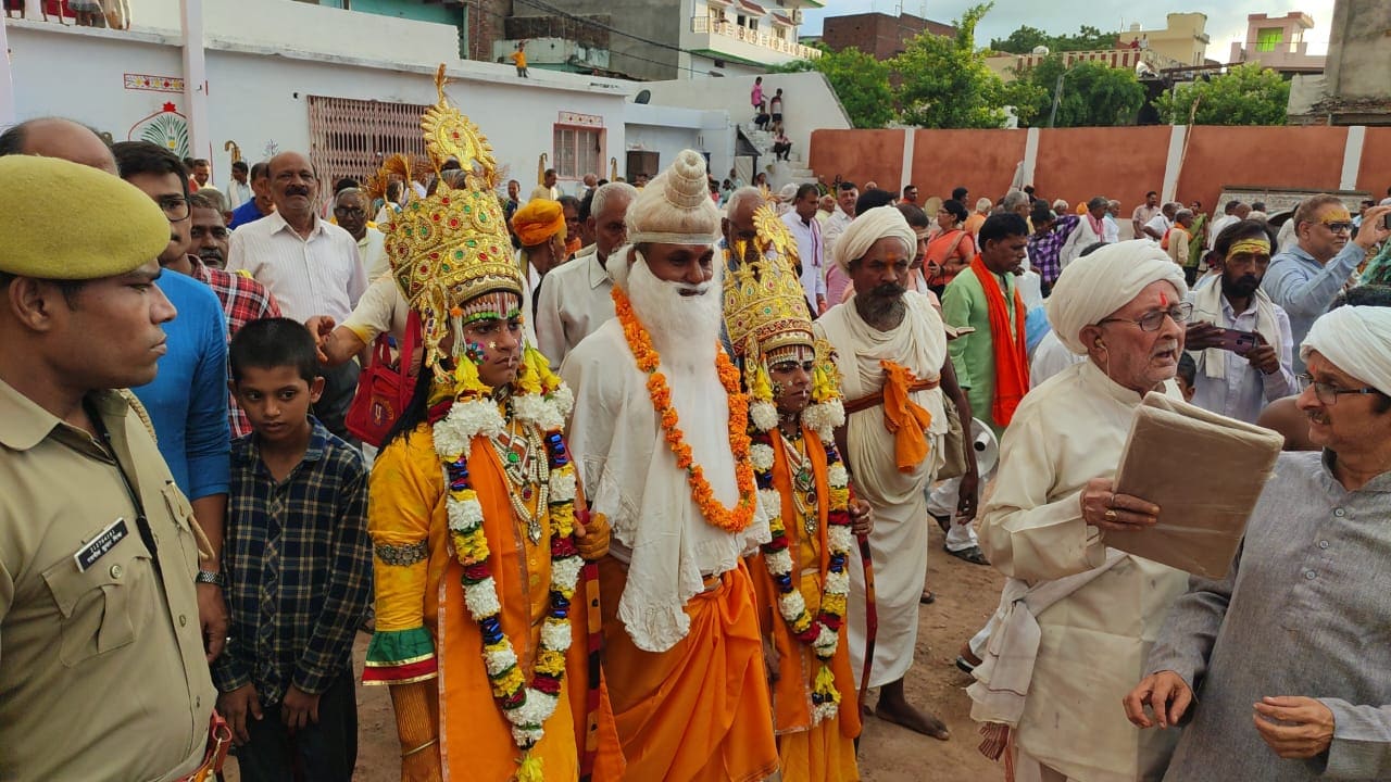 Ramnagar Ramlila, Graced by The King of Kashi Every Year, Returns to ...