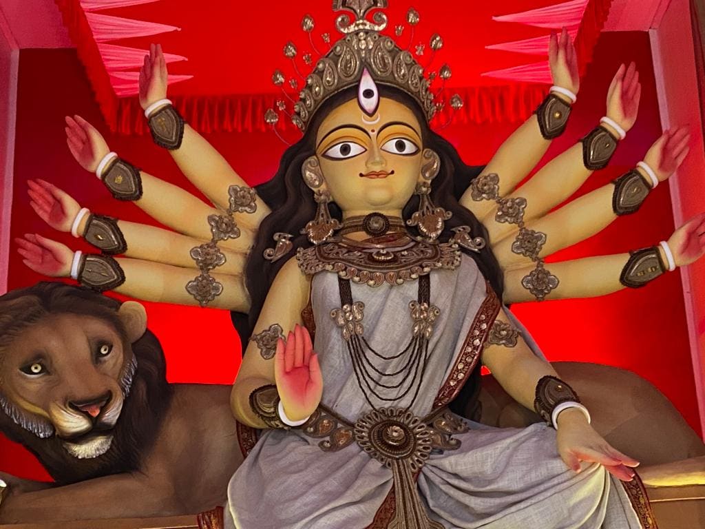 First Ever Pet-Friendly Durga Puja Pandal in West Bengal Redefines Faith