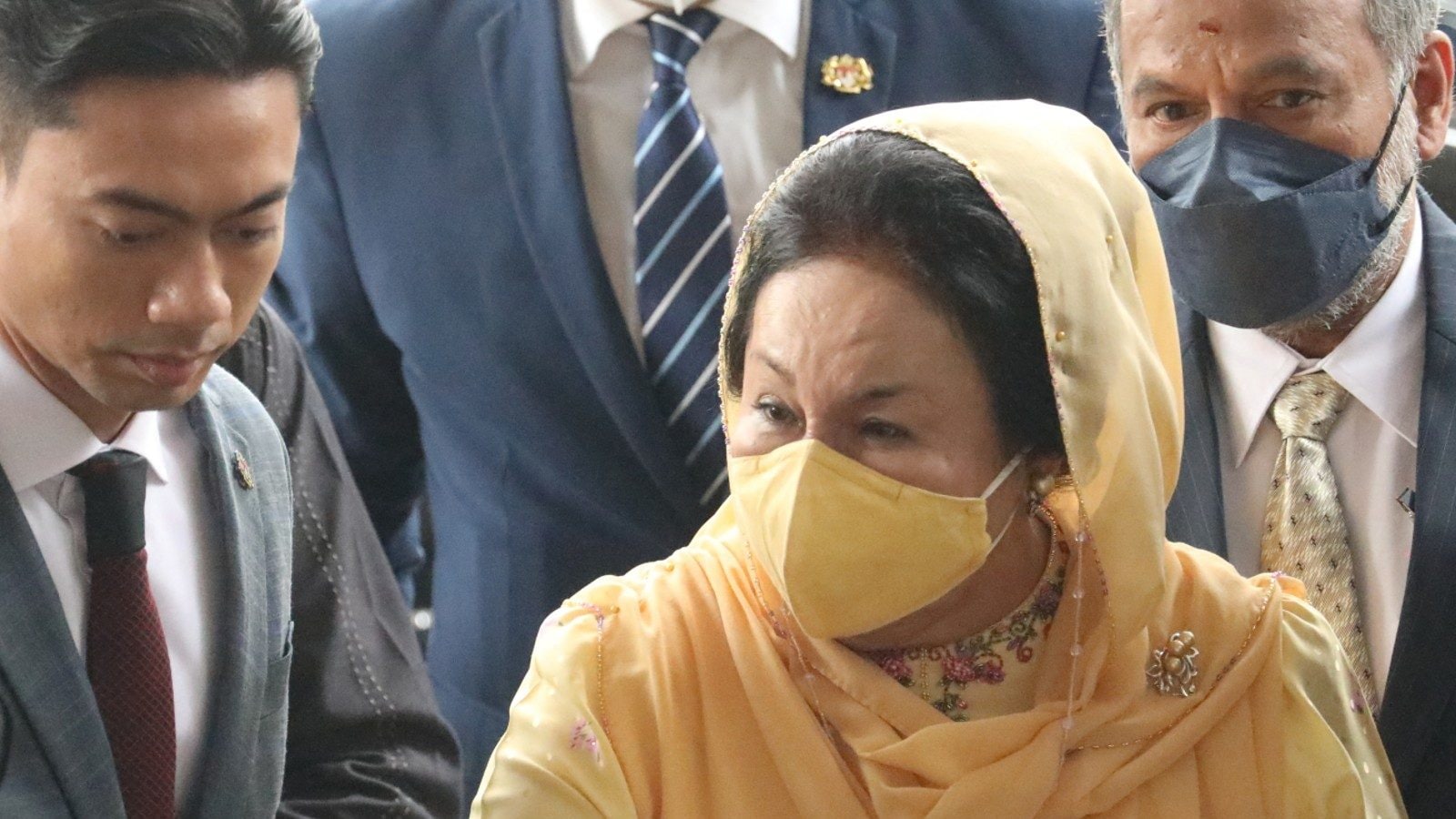 Malaysian Former First Lady Gets 10 Years Jail for Bribery, Fined $216 ...