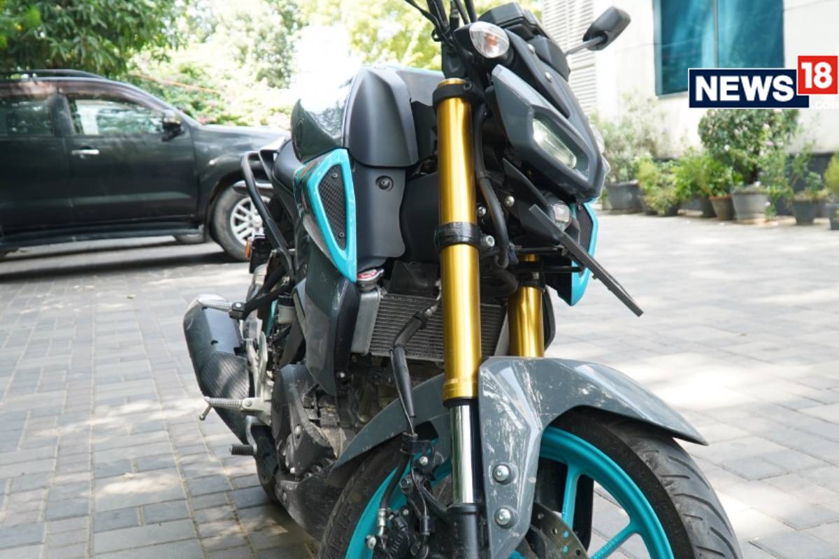 Yamaha MT-15 V2 In Pics: See Design, Features, and More in Detail - News18