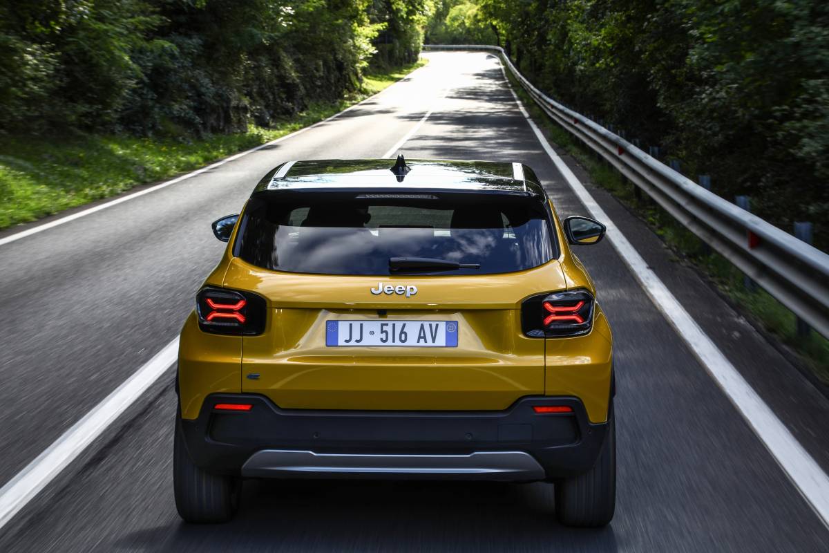 All-Electric Jeep Avenger in Pics: See Design, Interior, Features and ...