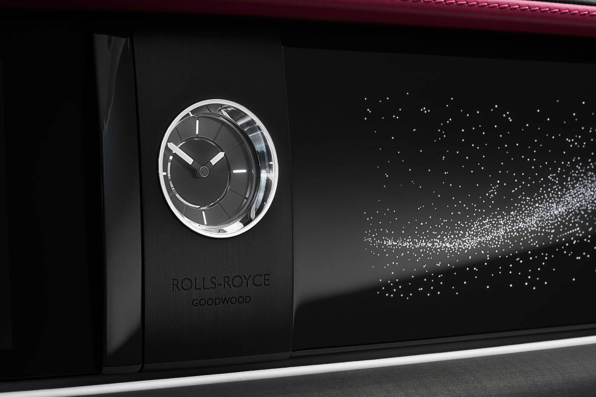 All-Electric Rolls-Royce Spectre in Pics: See Design, Features and More ...