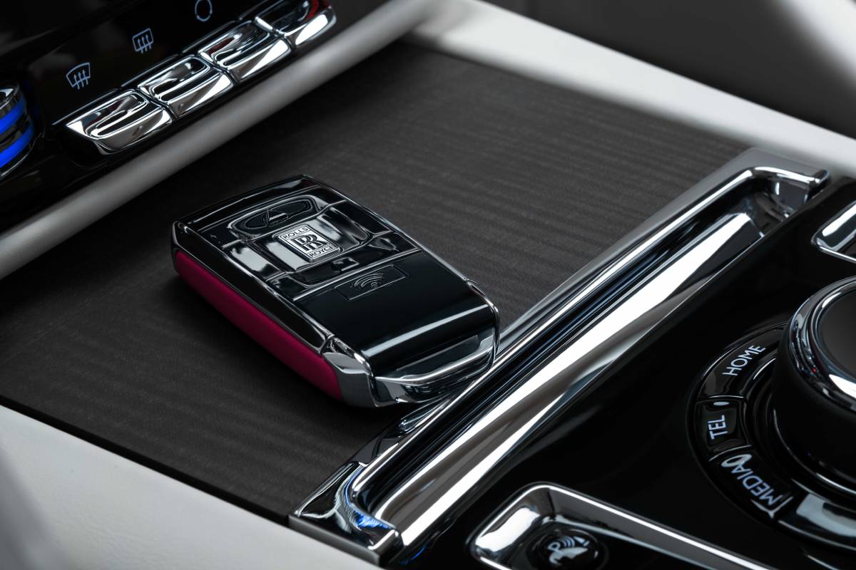 All-Electric Rolls-Royce Spectre in Pics: See Design, Features and More ...