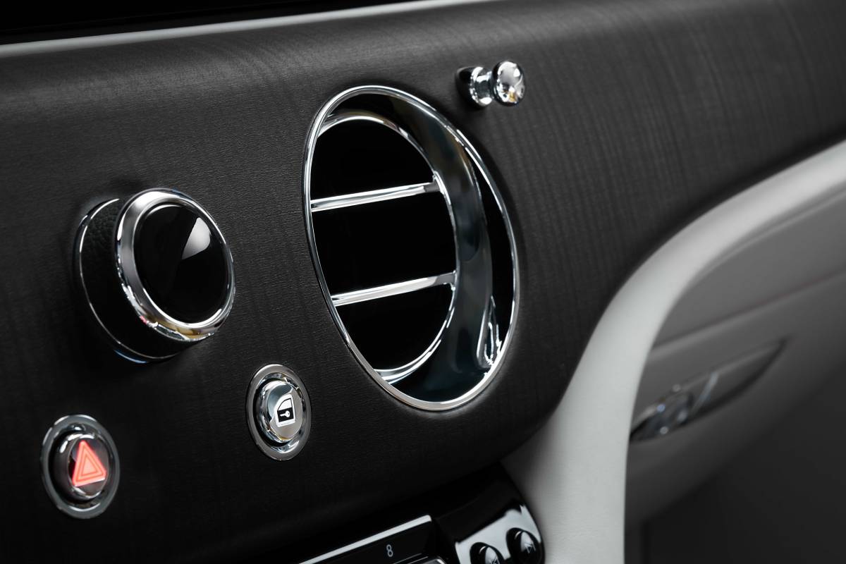 All-Electric Rolls-Royce Spectre in Pics: See Design, Features and More ...