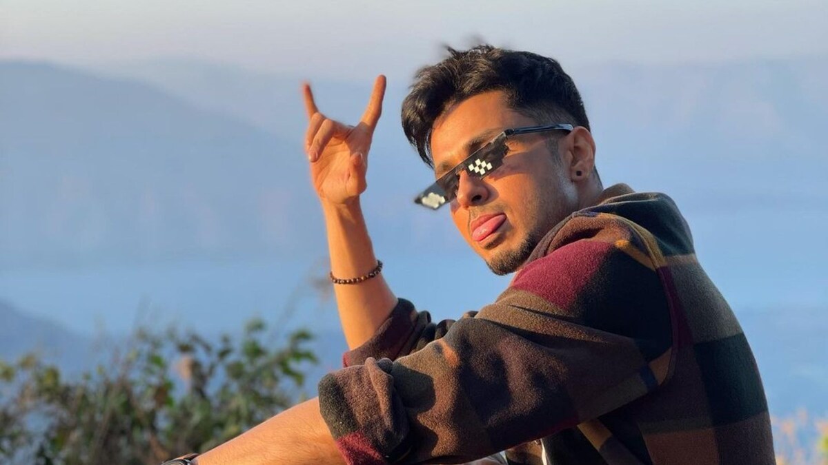 Tripling S3 Actor Amol Parashar Confesses Negative Reviews Might 'Pinch ...