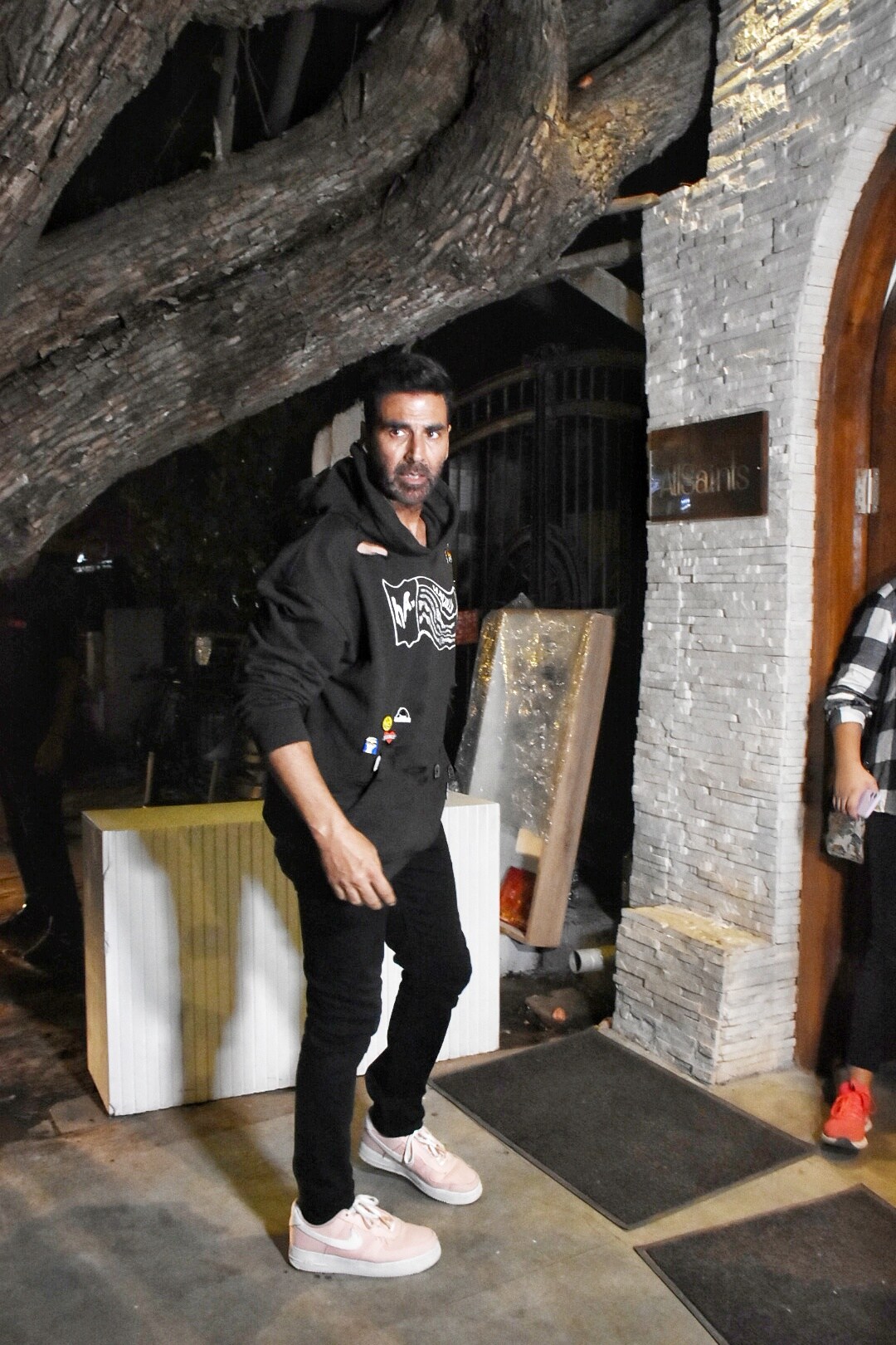 Kiara Advani, Sidharth Malhotra, Genelia D'Souza, Riteish Deshmukh ...