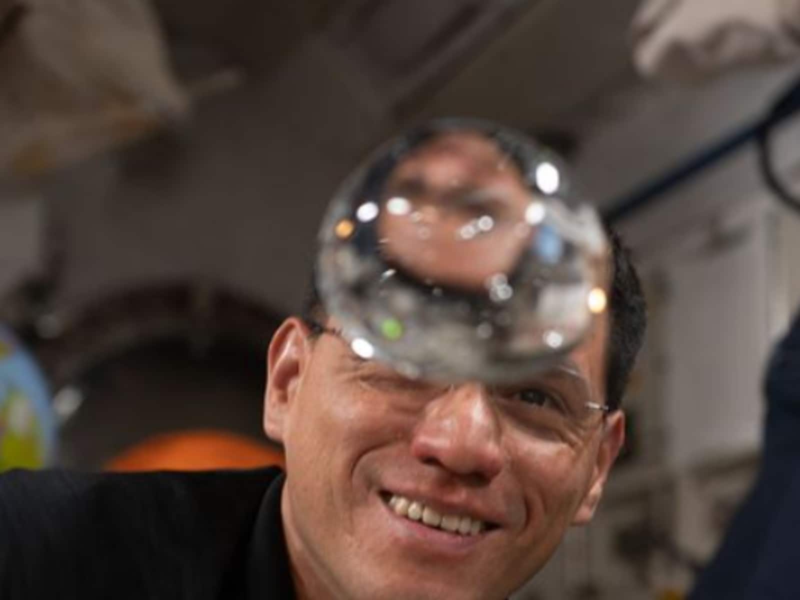 Astronaut Zero Gravity Water
