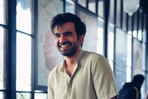 Ayush Mehra Reveals His Debut Film Kacche Nimbu With Radhika Madan will ...