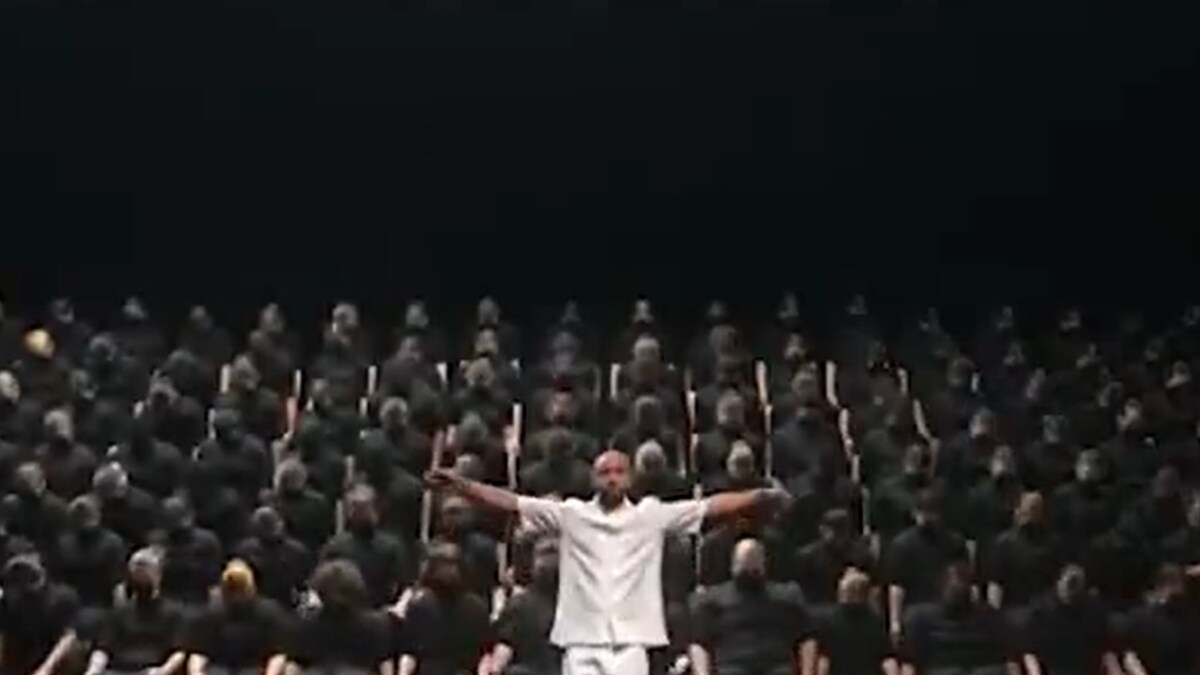 Stellar Hand Ballet By 128 Performers in Wheelchairs Will Leave You ...