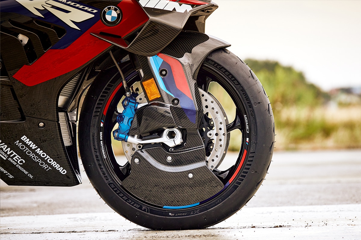BMW M 1000 RR in Pics: See in Detail One of the Most Powerful ...