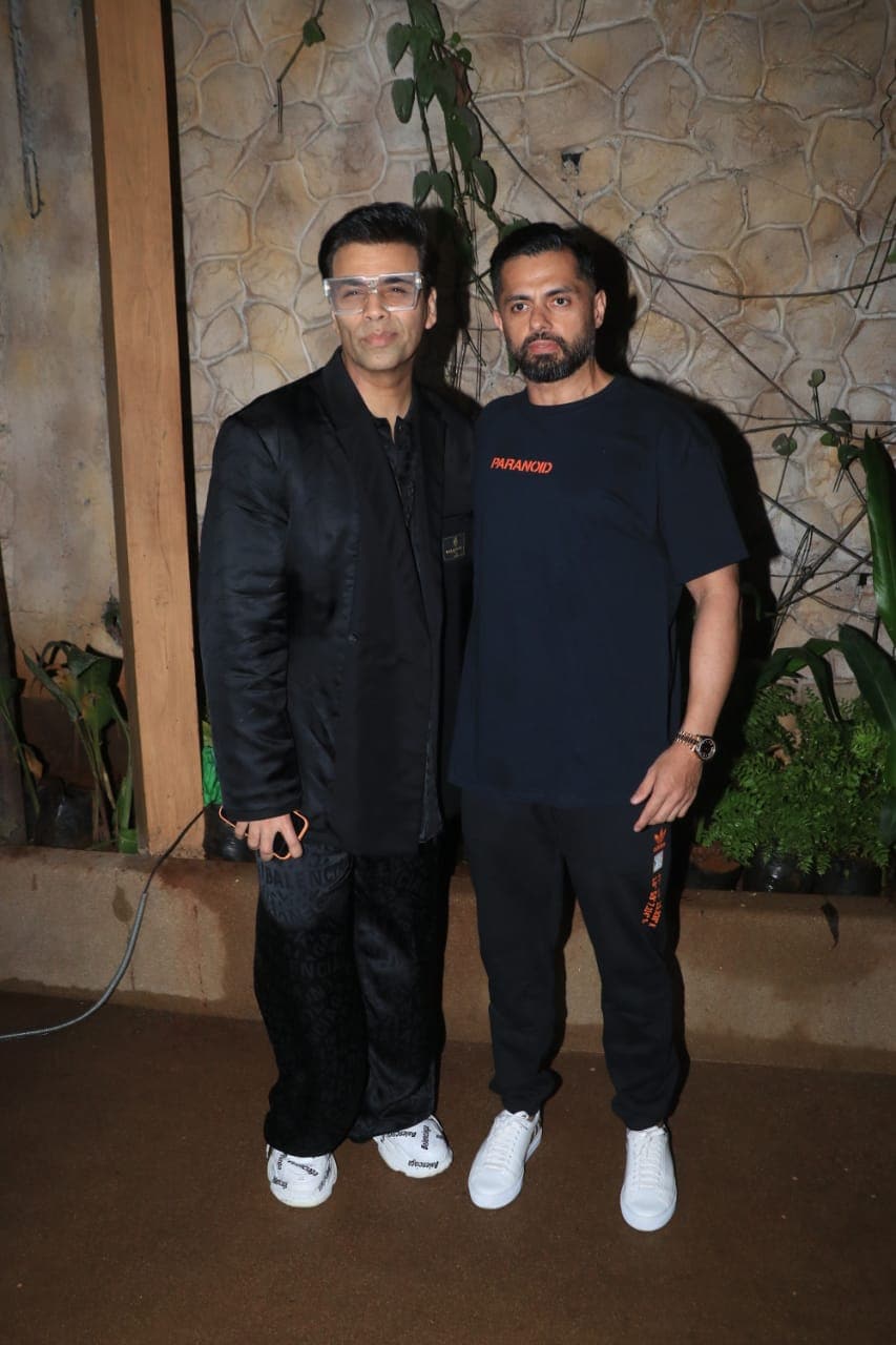 Ananya Panday, Shanaya Kapoor, Karan Johar, Varun Dhawan Attend Star ...