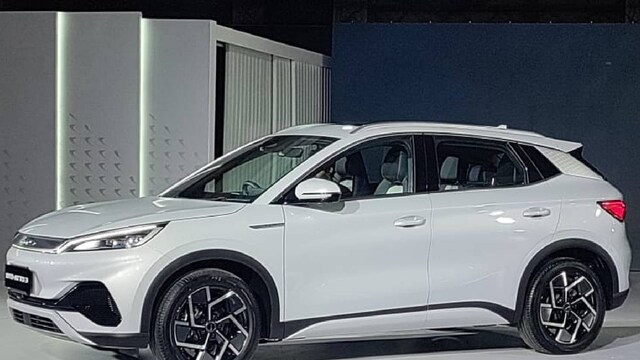 BYD ATTO 3 Electric SUV Unveiled in India with Range of 521 Km on Single Charge | Auto News - News18