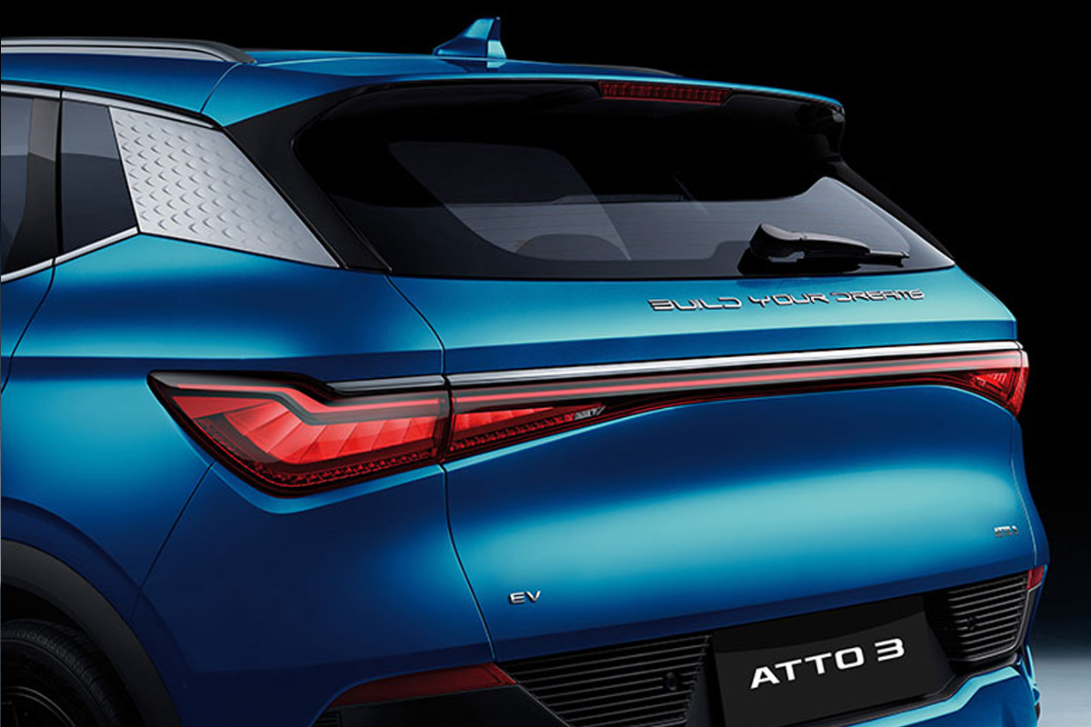 BYD Atto 3 Electric SUV in Pics: See Design, Interior, Features and ...