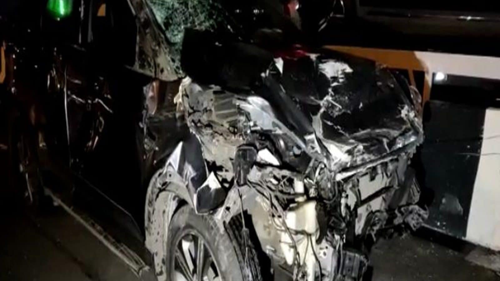 Mumbai: In Freak Accident, Speeding Car ... | DayBreakWeekly UK