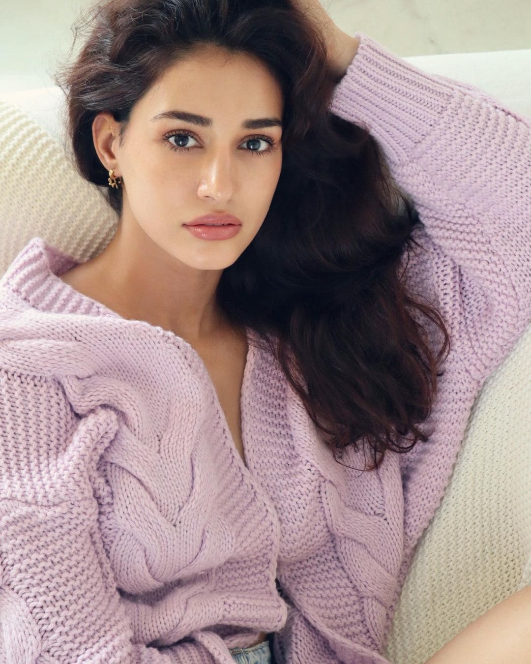 Disha Patani Ditches The Bikini To Keep Cosy In Stylish Knitwear Top ...