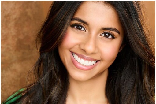 Mithun Chakraborty's Daughter Dishani to Debut in Hollywood, Says Wasn ...