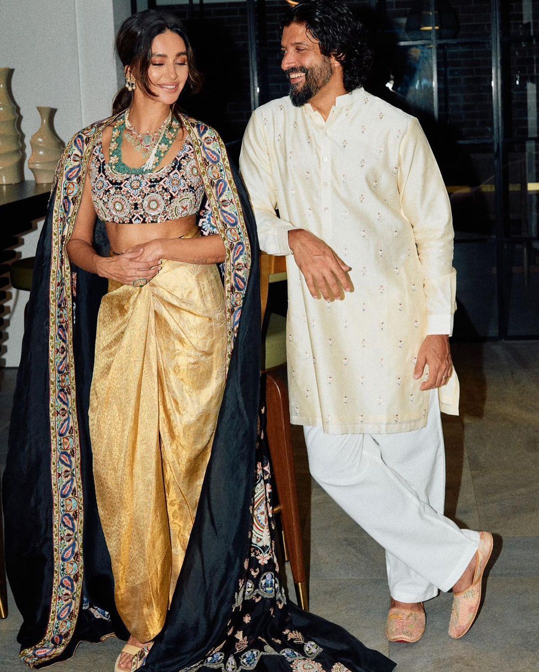 Farhan Akhtar Shares Adorable Pictures With Wife Shibani Dandekar, See ...