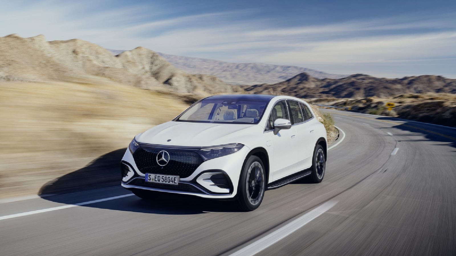 Mercedes-Benz EQS SUV in Pics: See Design, Features, Interior and More ...