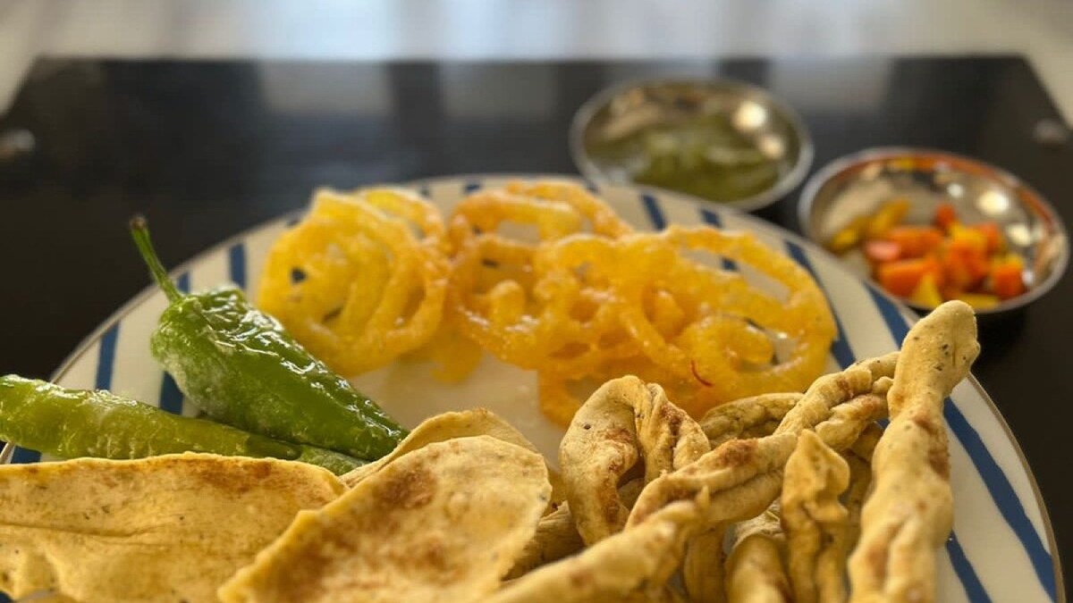 Cheteshwar Pujara Shares Picture of 'Jalebi Fafra' As Indian Cricketers ...