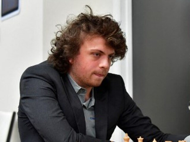 Chess: US Grandmaster Hans Niemann Sues Chess Champion Magnus Carlsen Over Cheating Charges - News18