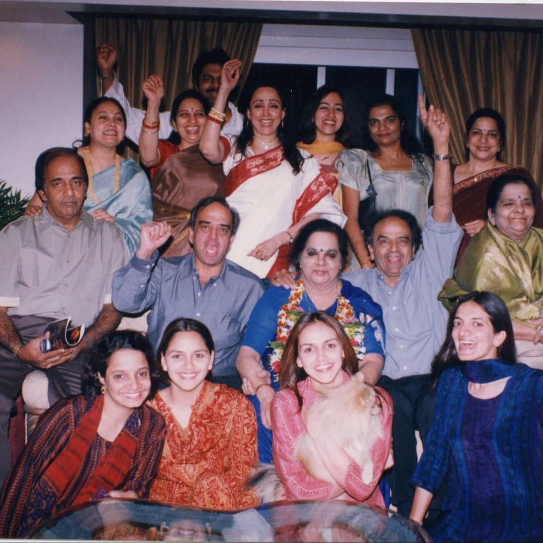 Happy Birthday Hema Malini: Adorable Photos of the Dream Girl From Her ...