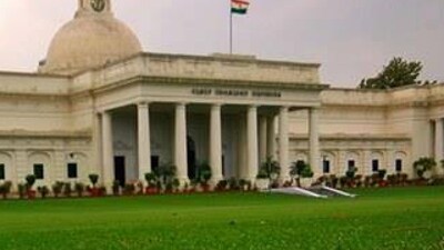 IIT Roorkee Invites Applications for Online Executive MBA Programme ...