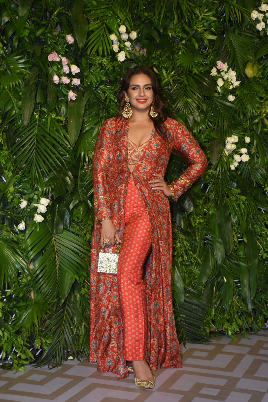 Kriti Sanon's Diwali Party Attended By Varun Dhawan, Ananya Panday ...