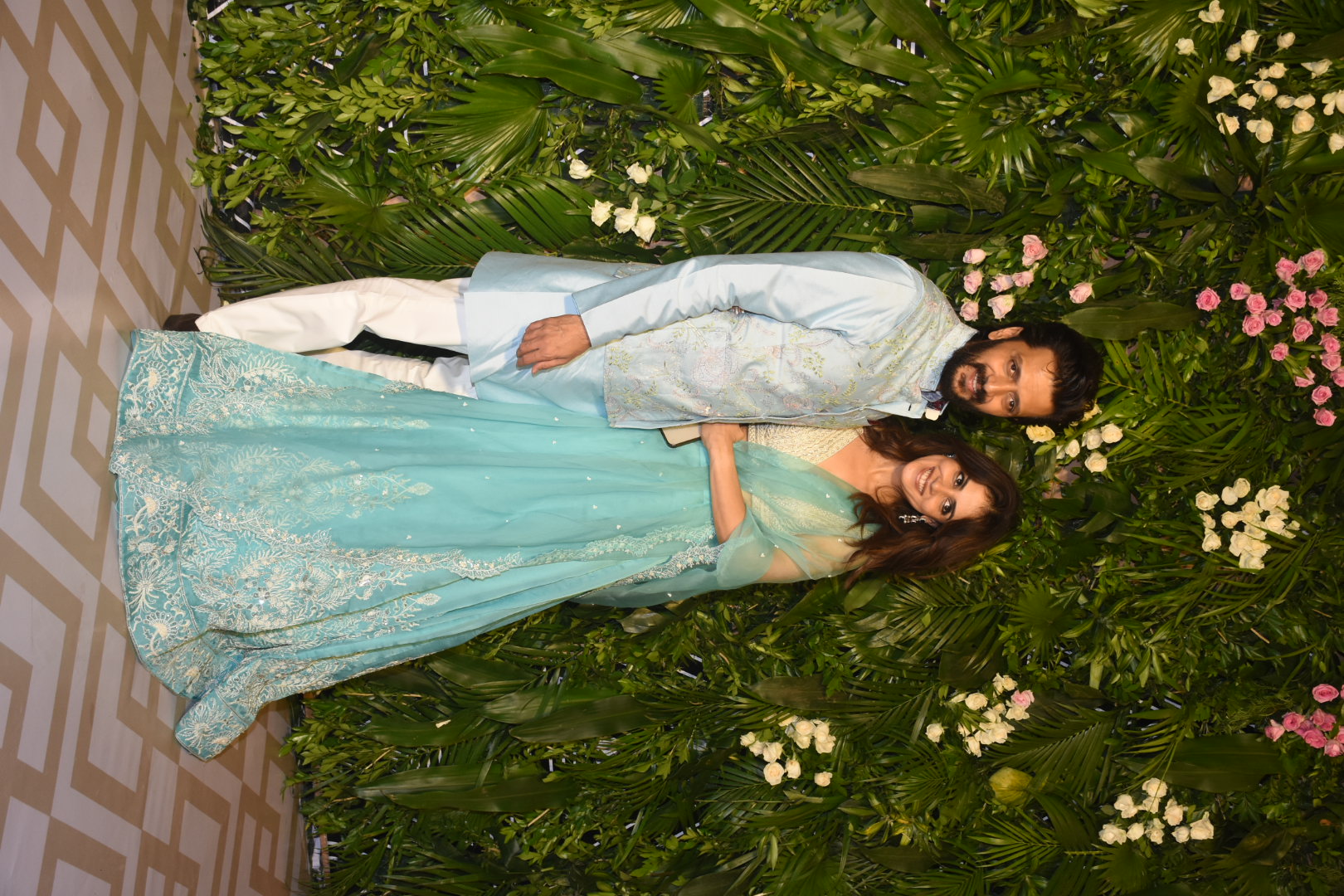 Kriti Sanon's Diwali Party Attended By Varun Dhawan, Ananya Panday ...