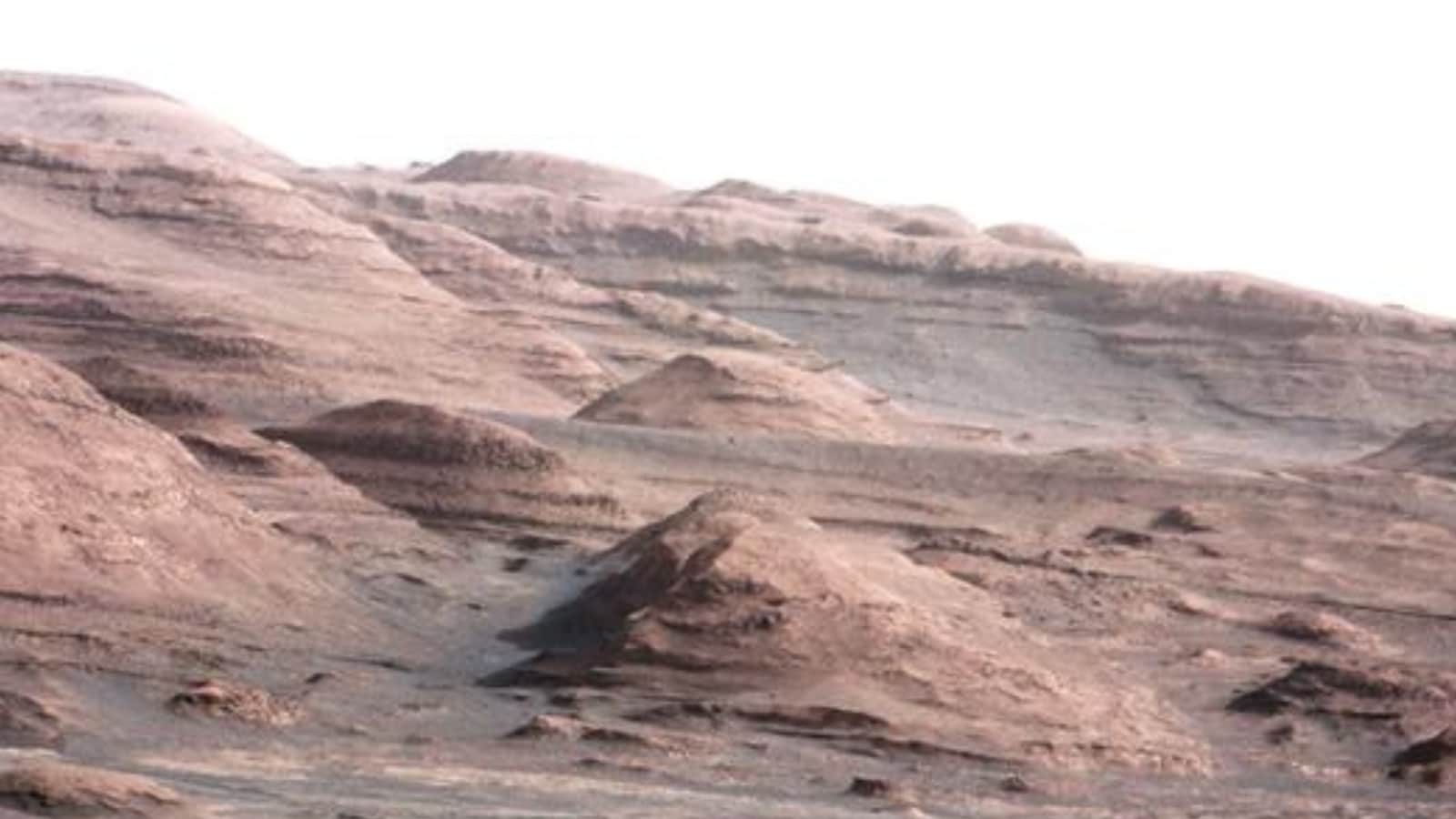 NASA Insight Lander Detects Presence of Lava Under Mars Surface | Buzz ...